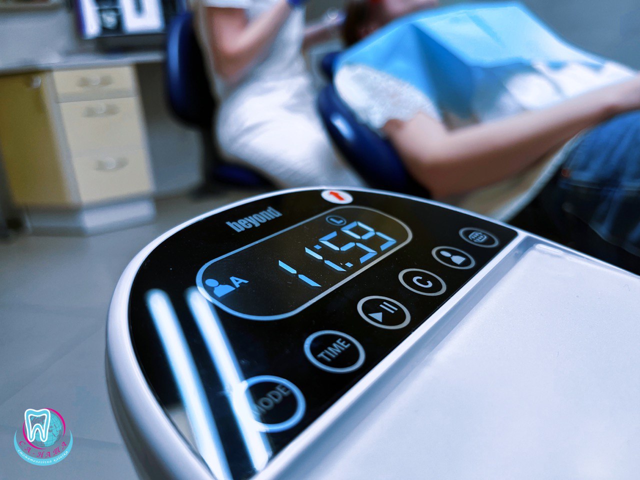 New teeth whitening system, Beyond 2 Ultra, at the Sa-Nata clinic